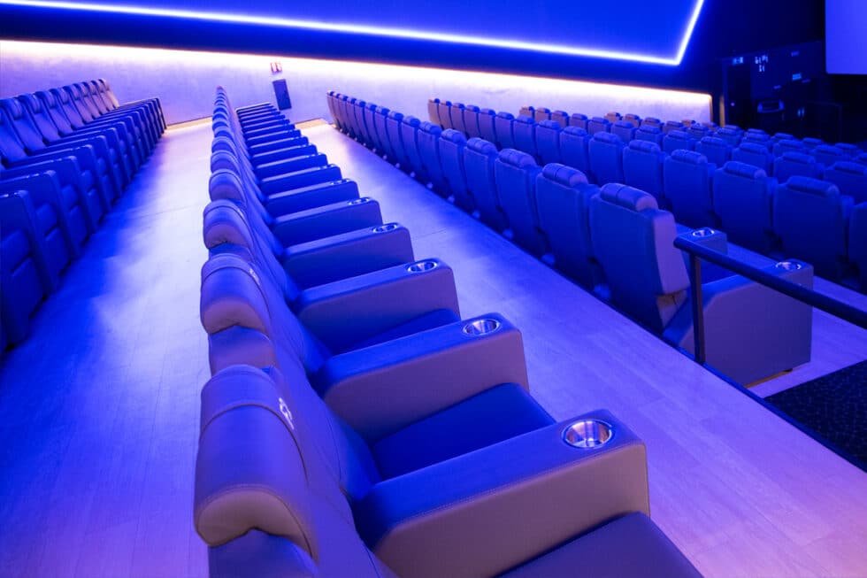 Ocine Bahía Real Santander - Disfruta del primer cine Premium
